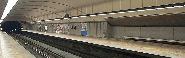 Métro Jarry